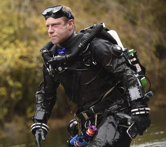 Andy Torbet-Stuntman | Soldier | Diver | Climber | Skydiver | Academic