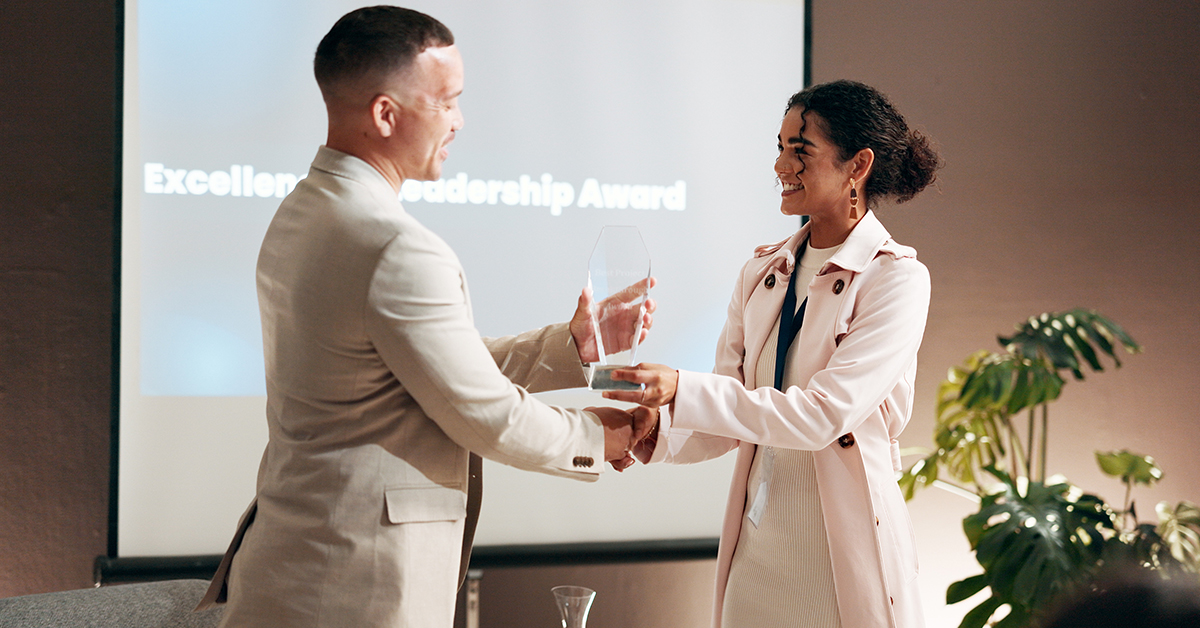 Recognition vs. Rewards: Which is More Effective for Employee Happiness?